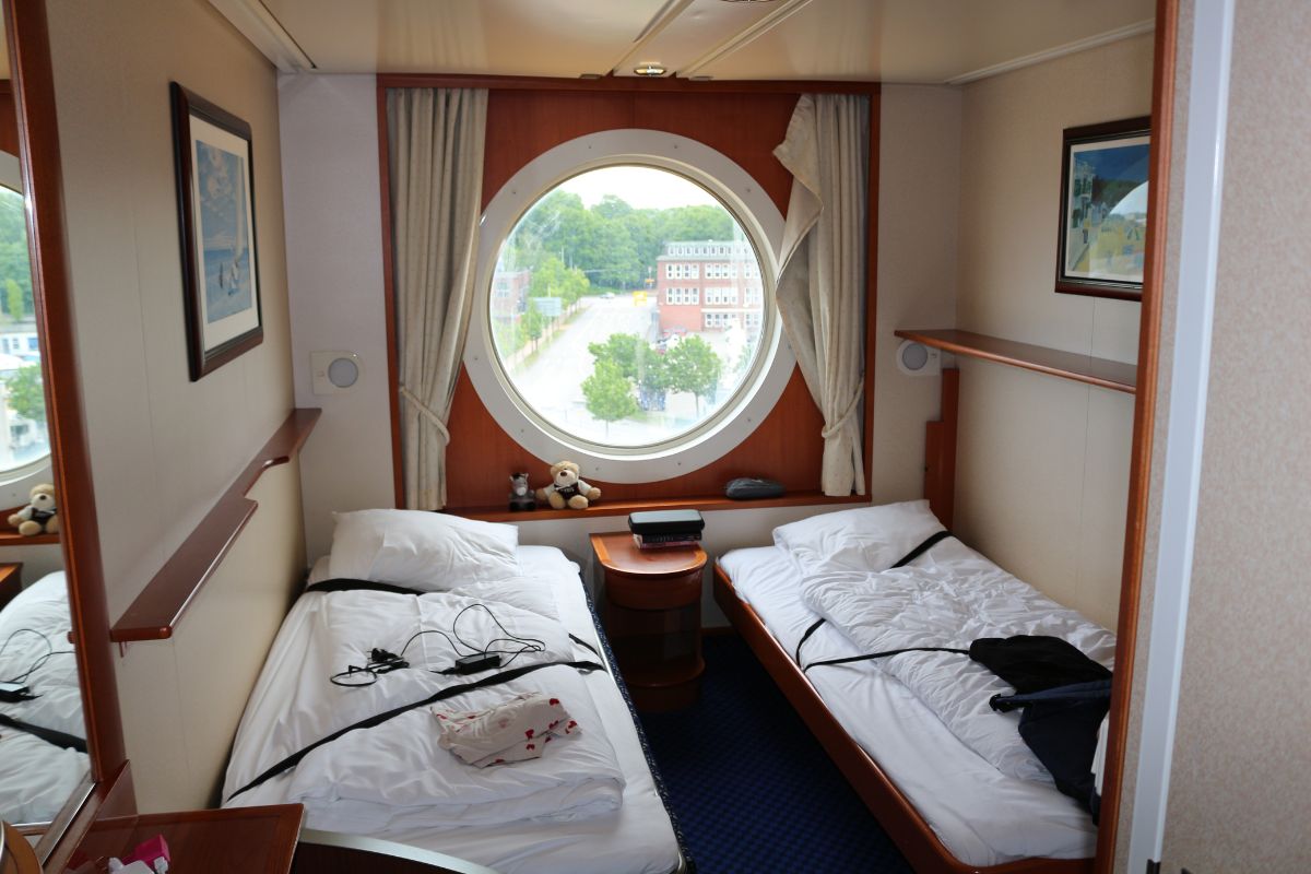 Color Line Kiel Oslo (Schiffs) - Einblick ins Innere des Schiffs ...